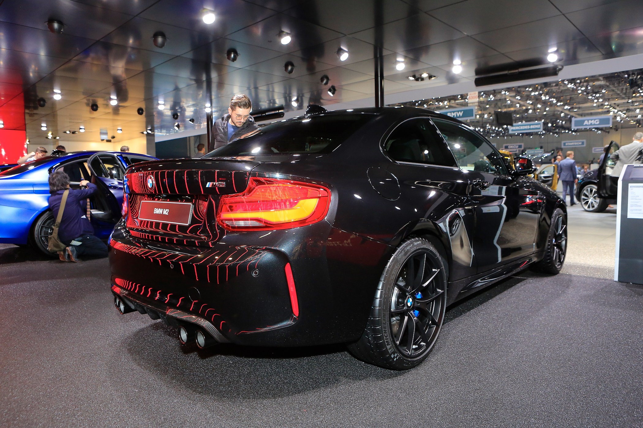 Geneva 2018: BMW M2 Black Shadow Edition