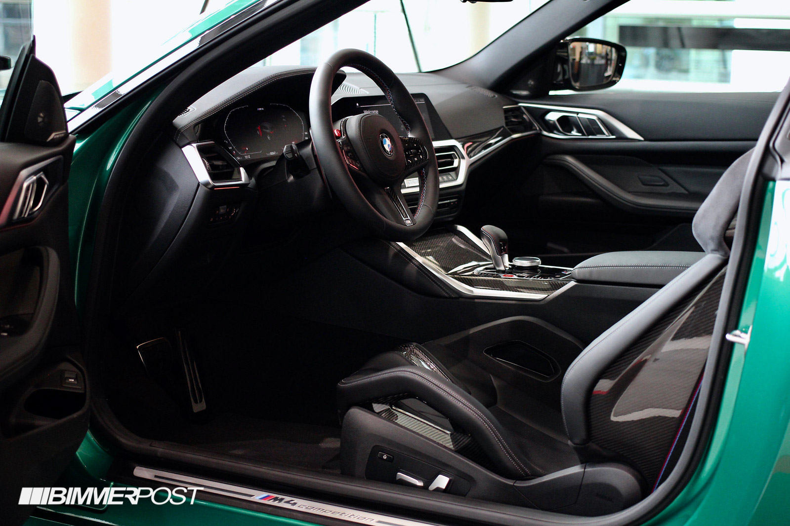 Isle Of Man Green G82 & Frozen Dark Grey G80 Live @ BMW Belux (Video Added)